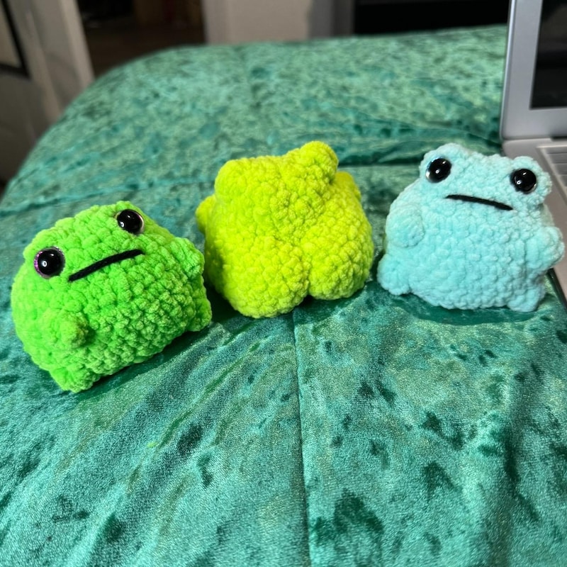 Booty Frog - Etsy