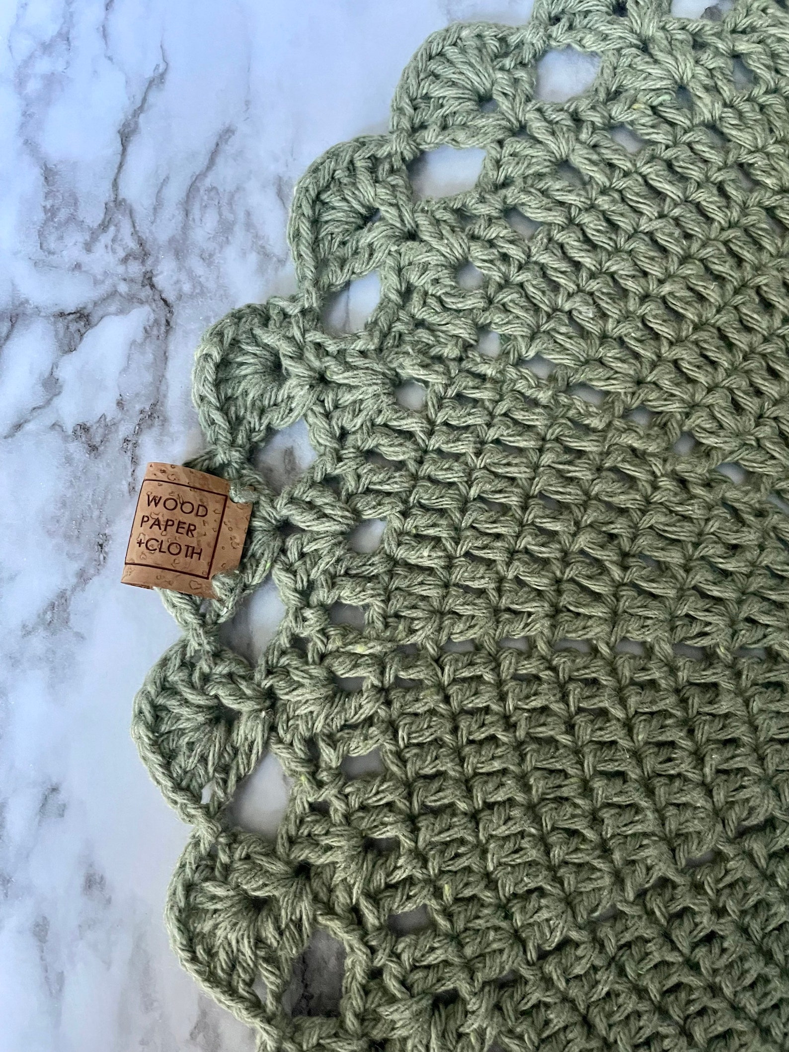Crochet Plate Charger/ Handmaid Dinning Charger/ Round Place Setting ...