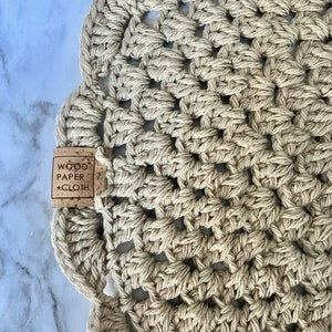 Crochet Plate Charger/ Handmaid Dinning Charger/ Round Place Setting ...