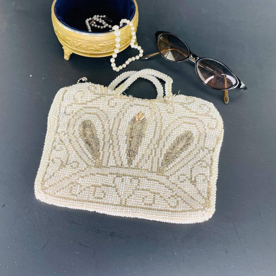 Vintage 1920s-30s Art Deco Czechoslovakian Handle Purse, Evening Bag ...