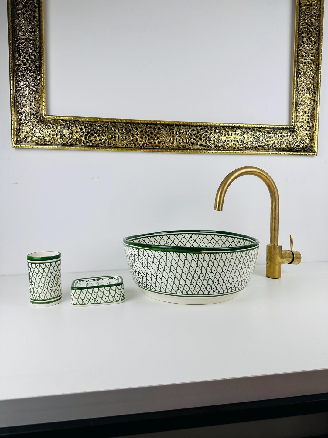 CERAMIC BASIN SINK, Emerald Green Hand Painted Fish Scale Sink ...