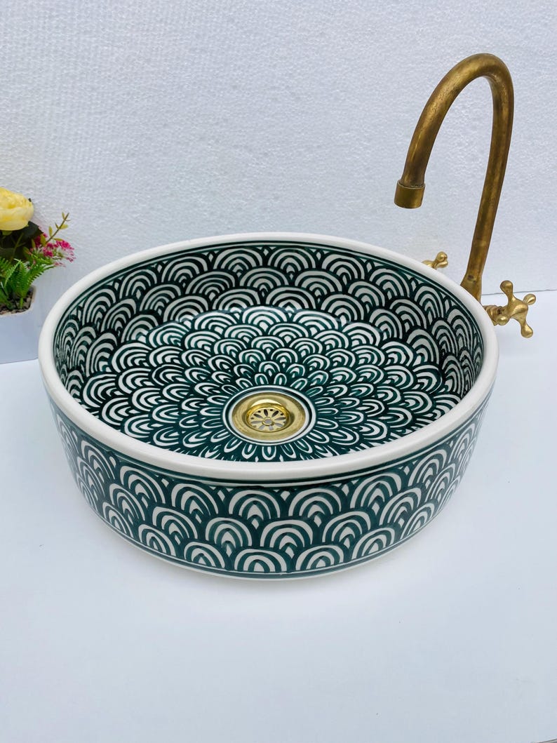 Handcrafted Emerald Green Ceramic Sink, Geometric Scallop Basin - Etsy