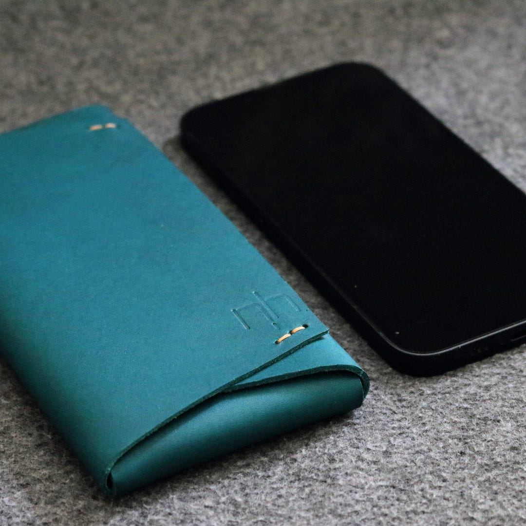 Handmade Leather Pixel Phone Sleeve | Engraved Full Grain Phone Case - Etsy