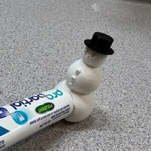 Pooping Snowman Tooth Paste Topper - Etsy