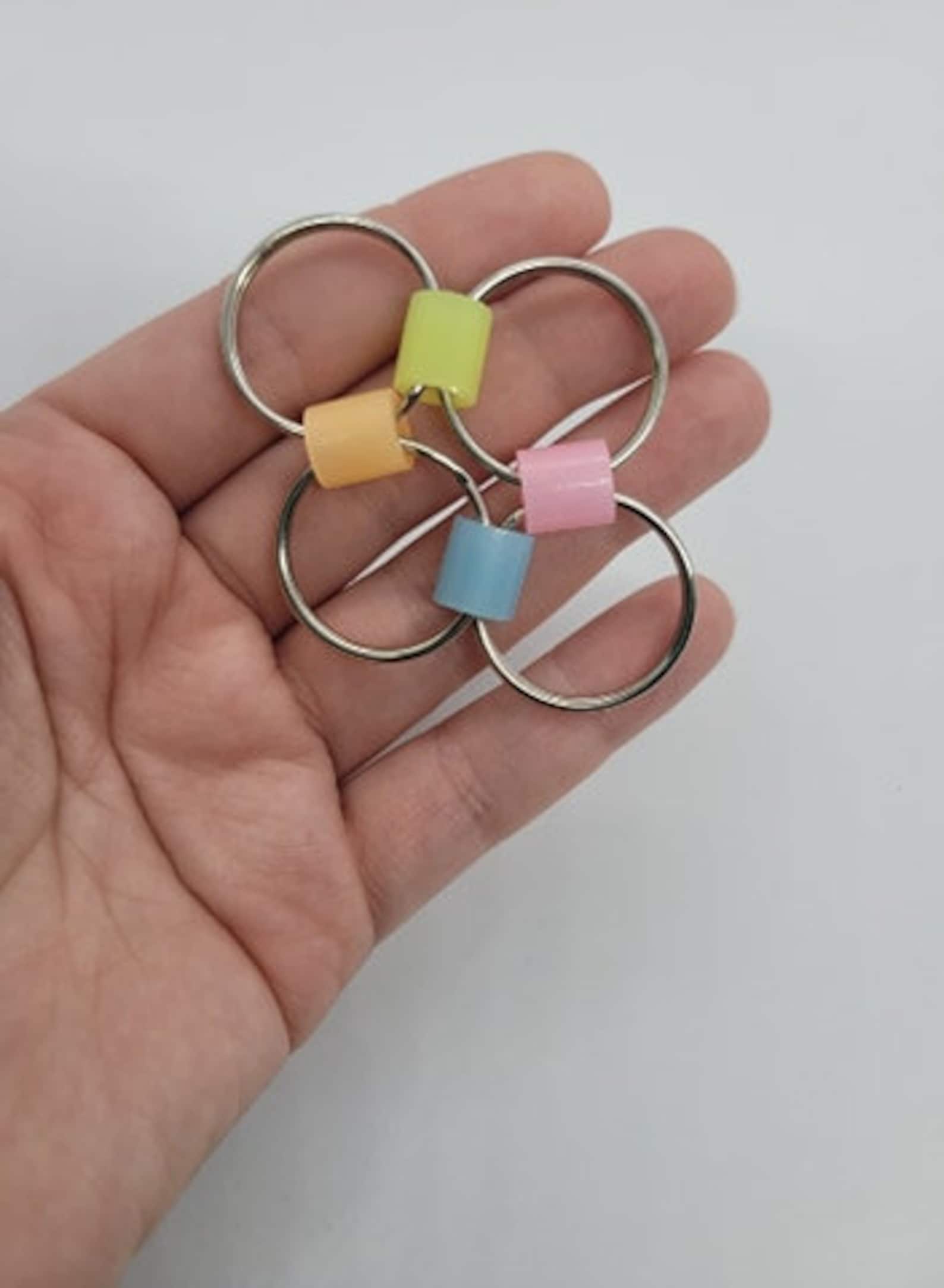 Glow in the Dark Key Ring Fidgets - Etsy