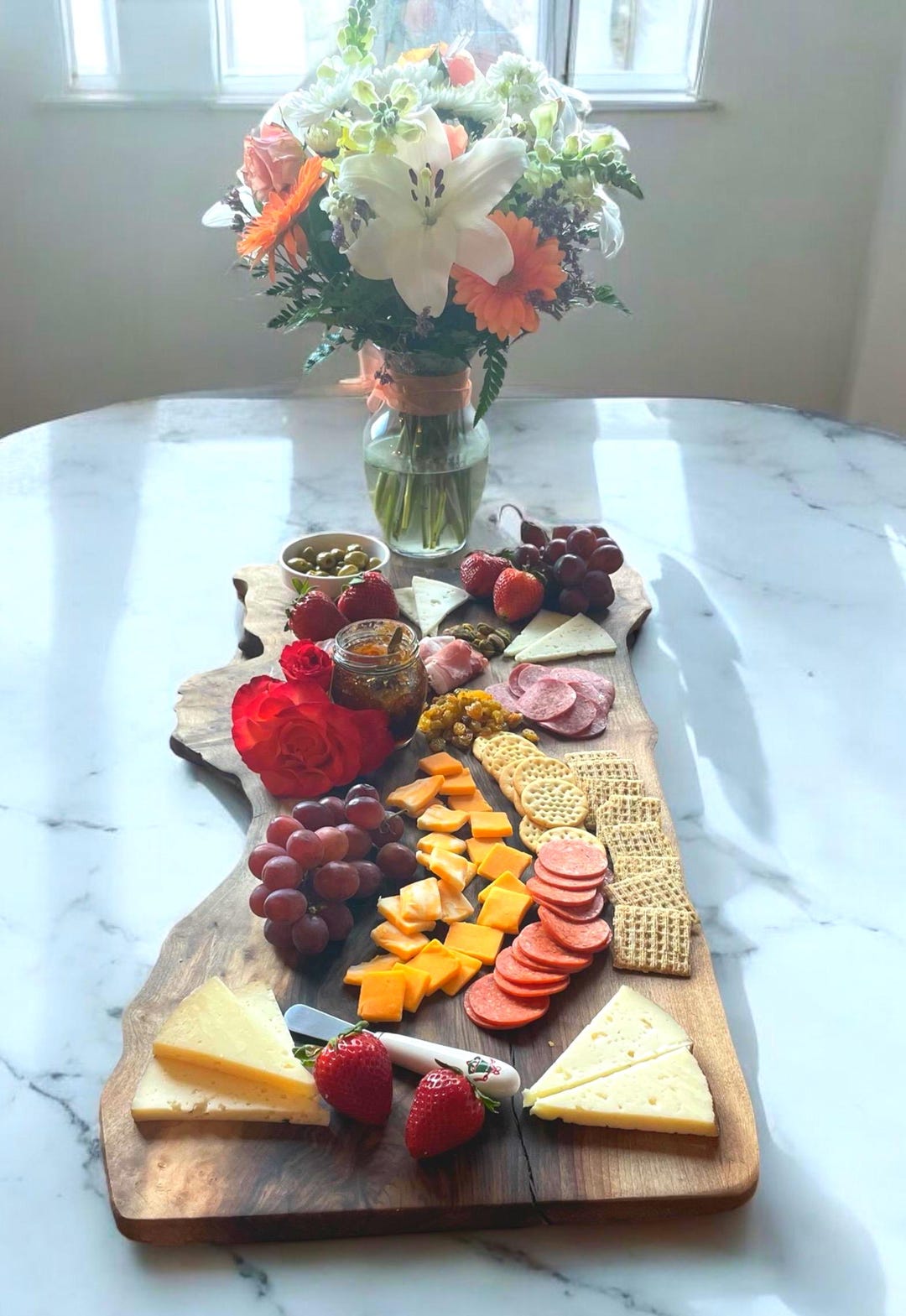 Handmade Live Edge Charcuterie Board | Large Walnut Wood Serving Board ...