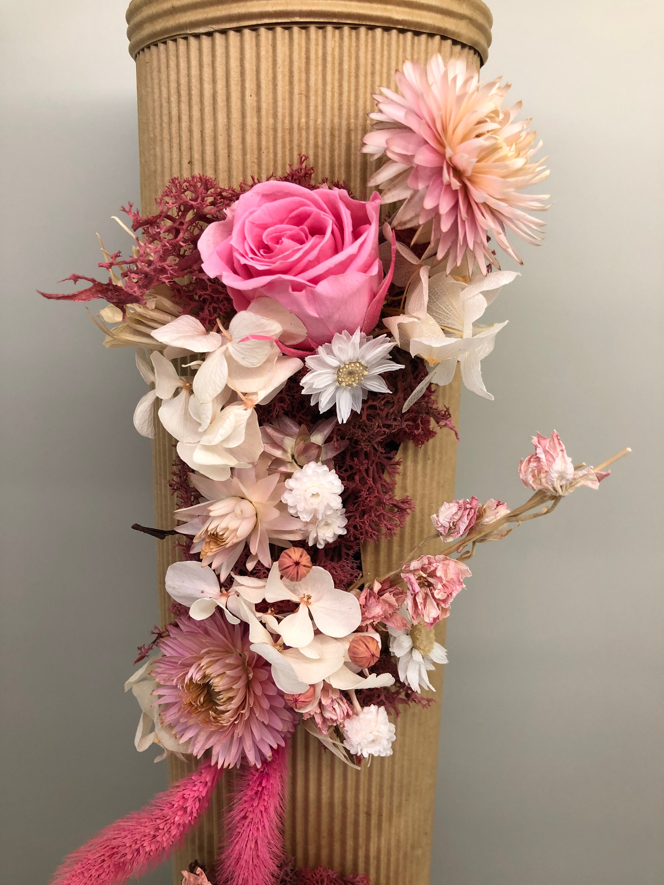 Column of Dried and Stabilized Flowers Pink Model - Etsy