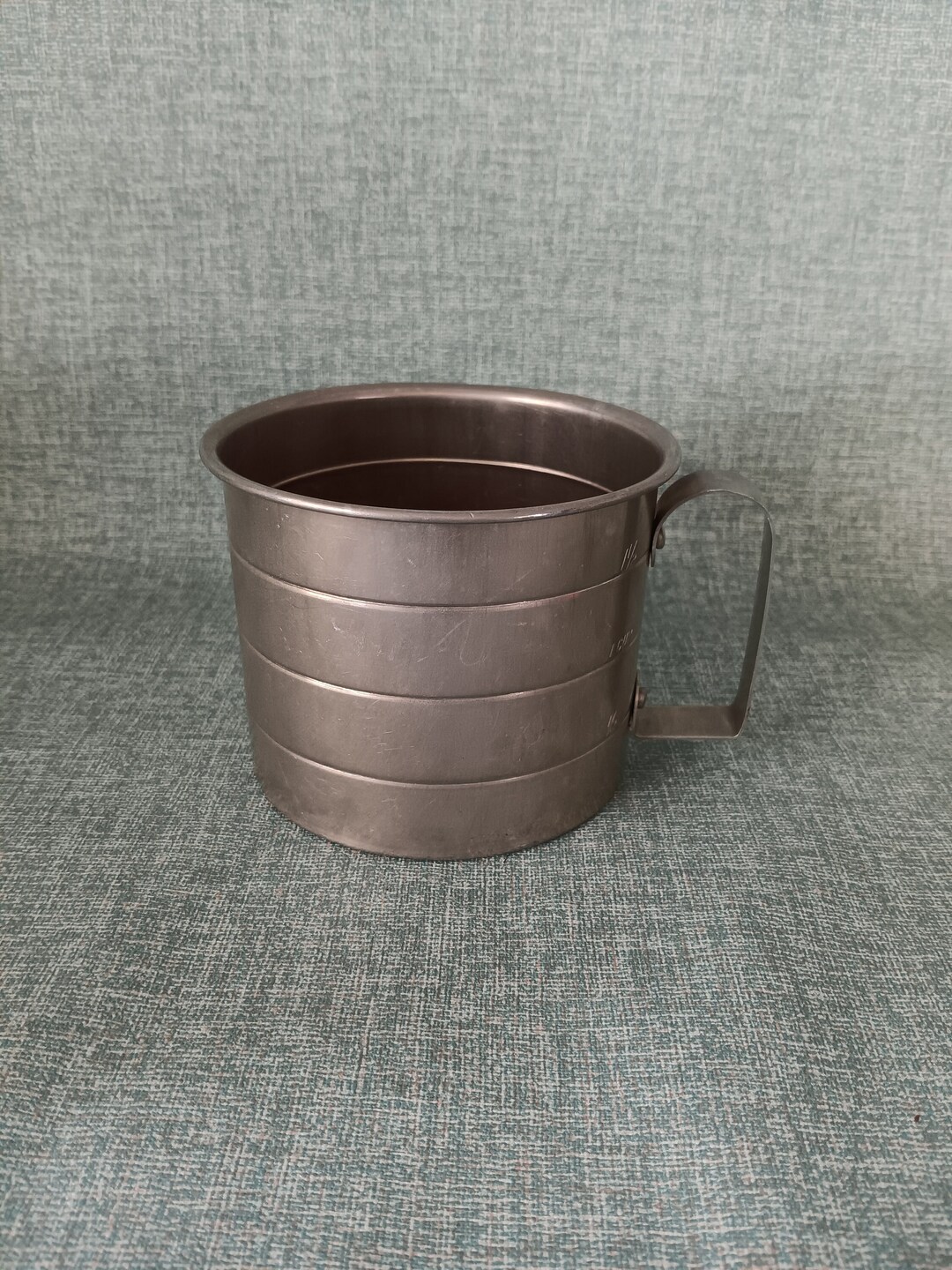 1950s Aluminum 2 Cup Measuring Cup With Handle Vintage Kitchen Gadget ...