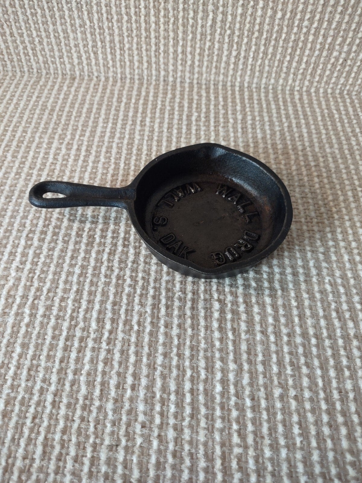 Vintage Miniature Cast Iron Skillet Wall Drug Wall S. Dak - Etsy