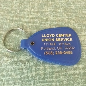 Vintage Advertising Plastic Keyring With Metal Ring - Retro = Vintage ...
