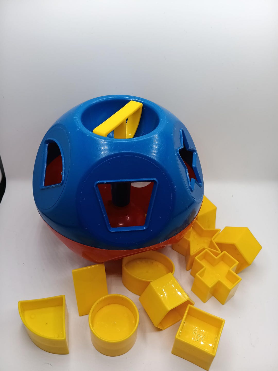 Tupperware Shape O Shape Sorter Ball - Vintage Tupperware Toy - Vintage ...