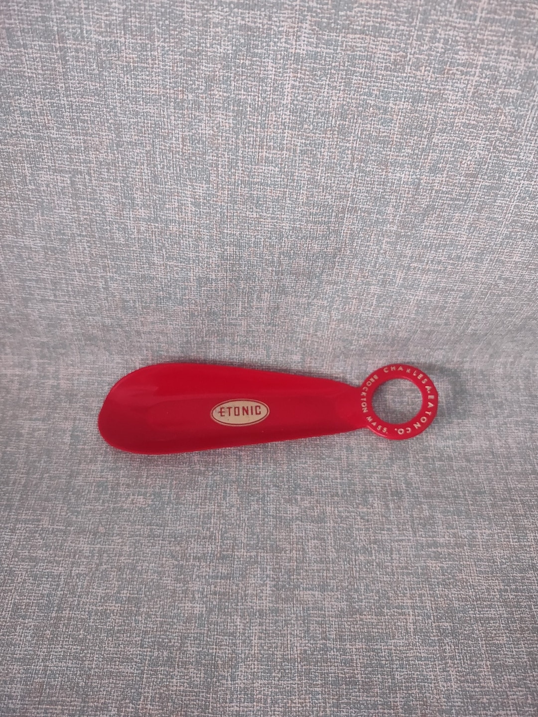 Charles Eaton Co. Etonic Red Shoe Horn - Vintage Plastic Shoehorn ...