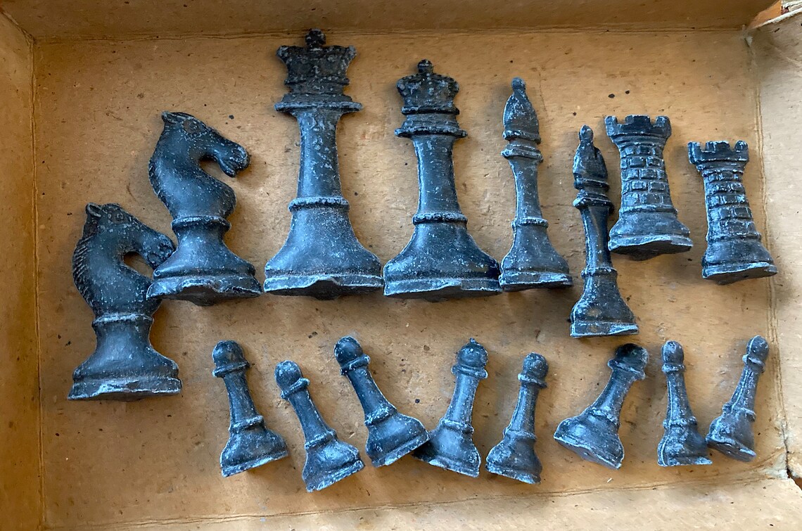 Antique Metal the Rose Chess Pieces, in Original Box - Etsy