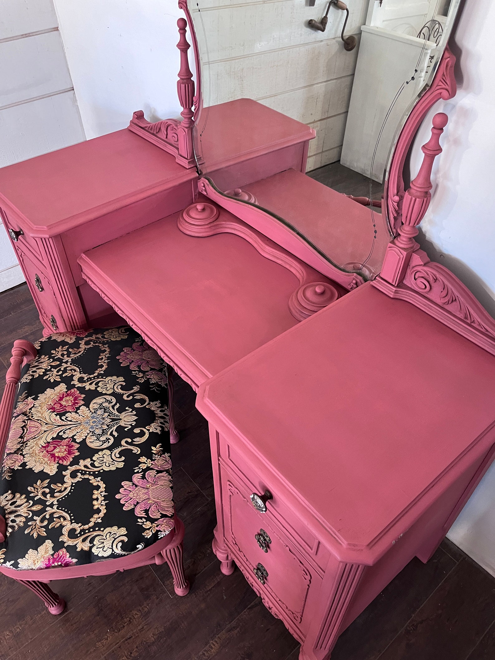 Antique Makeup Vanity Pink Makeup Vanity and Bench Set - Etsy