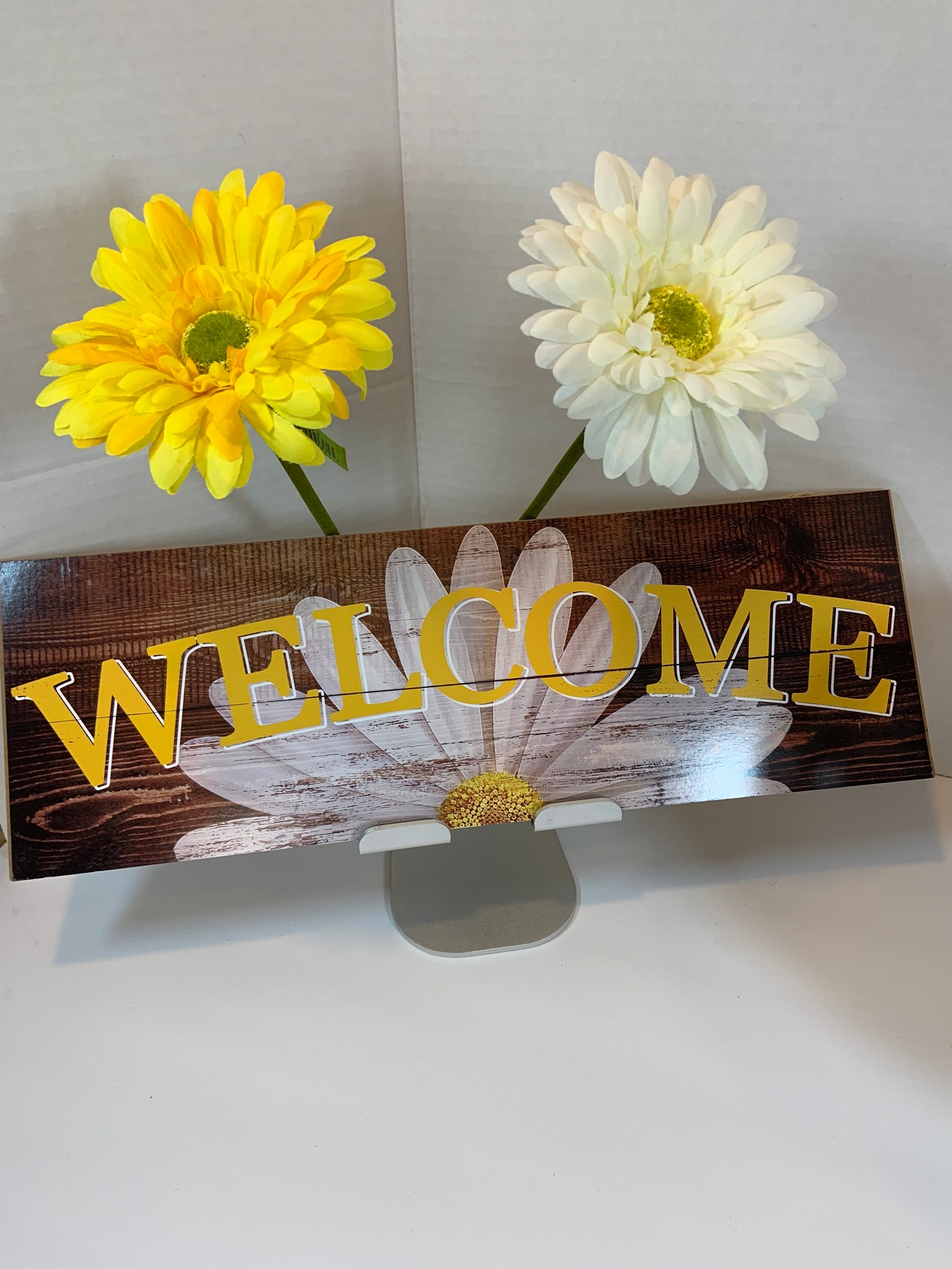 Welcome Daisy Sign With Matching Ribbon and Daisy Stems - Etsy