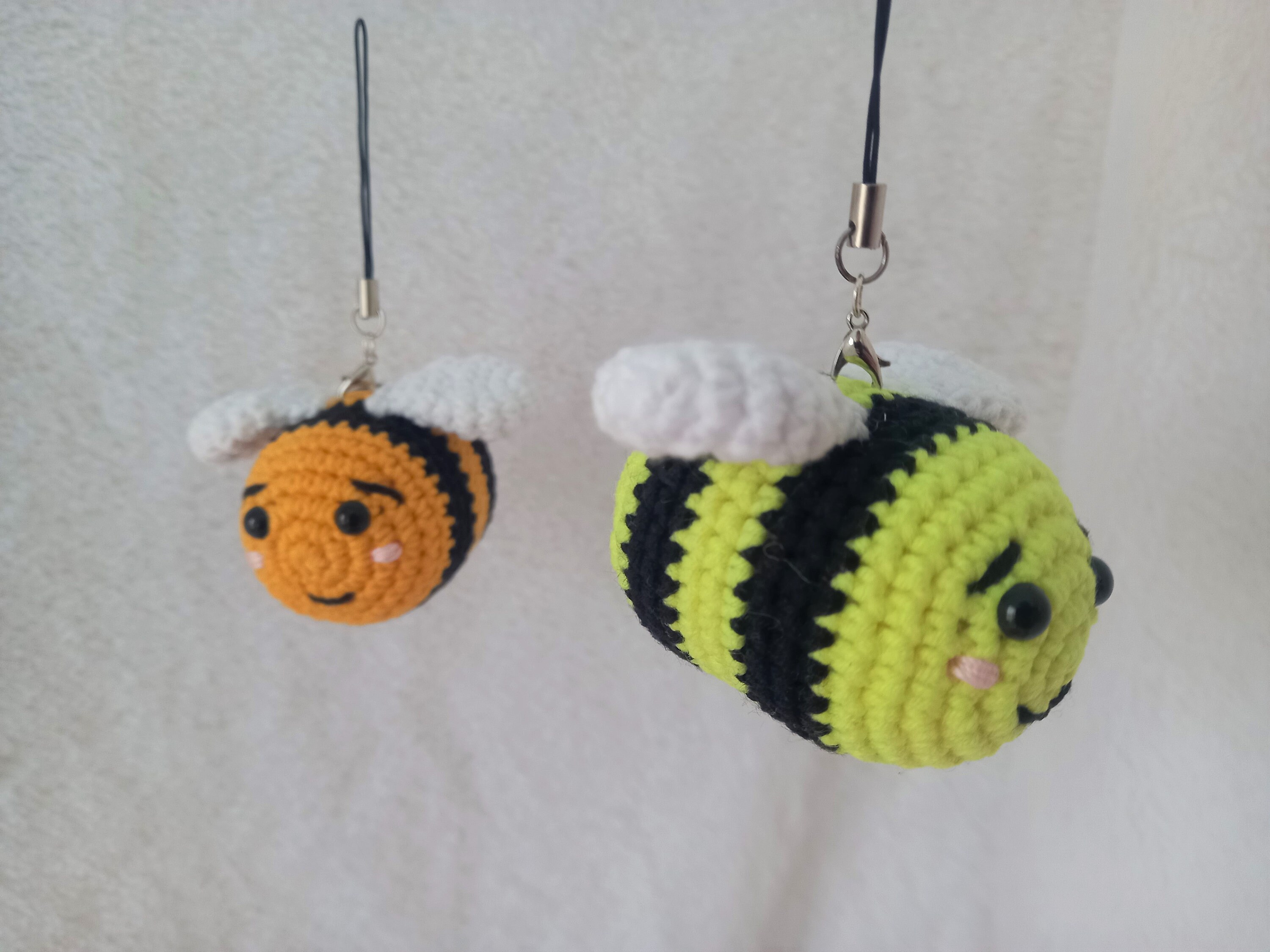 Bumblebee keyring Crochet Bee Key-Ring Bee keychain Crochet - Etsy.de