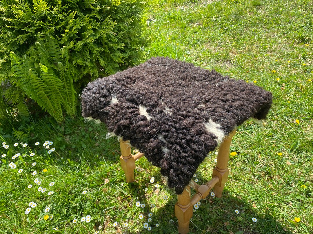 Handwoven Wool Chair Pad: Natural Black Sheepskin Cushion - Etsy