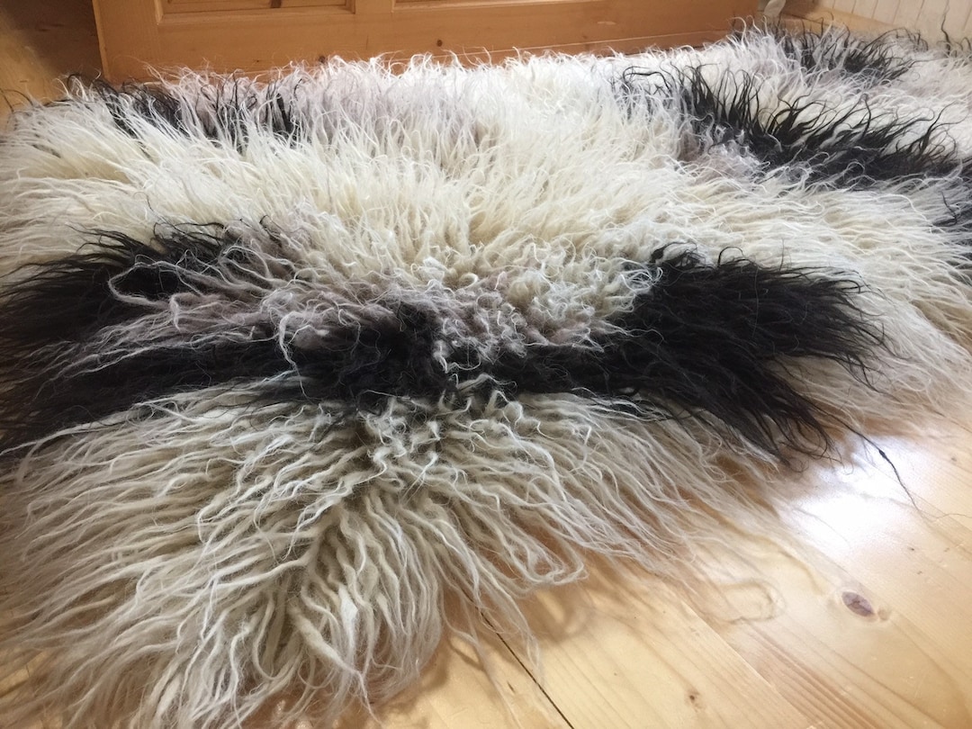 Made in Ukraine Fluffy Wool Rug/soft Wool Rug/soft Cover/eco Wool Rug ...