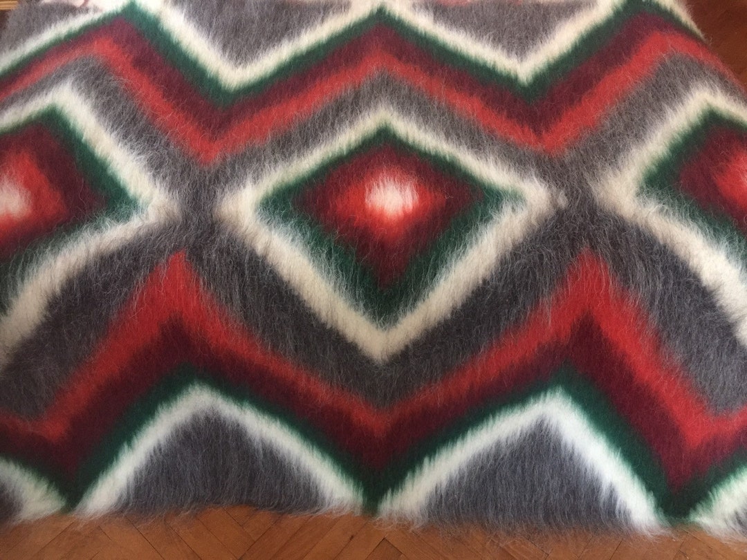 Ukrainian Hutsul Wool Blanket: Carpathian Folk Weave - Etsy