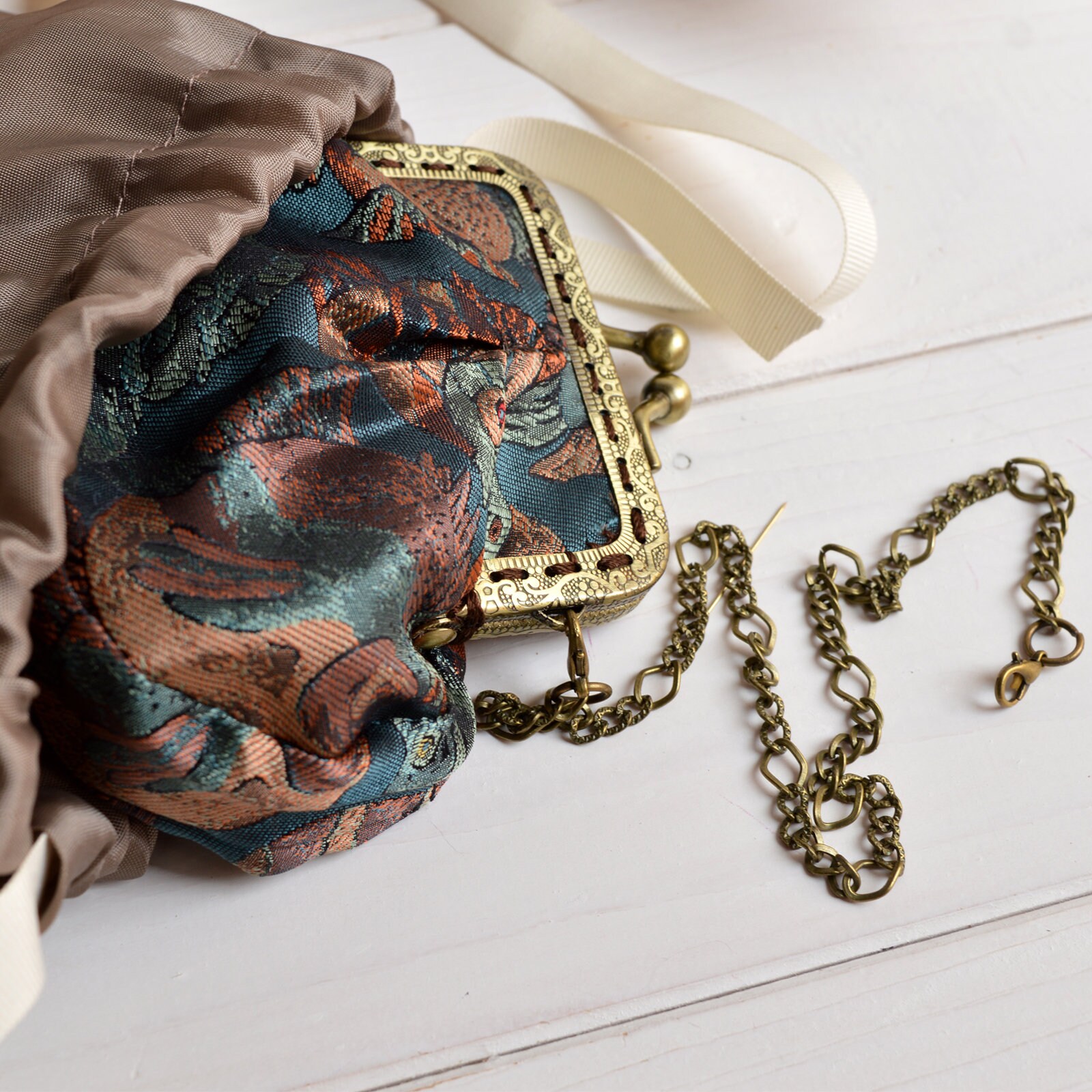 Purse Coin, Money Bag, in Silk and Viscose Blend. Fishes Print, Purple ...