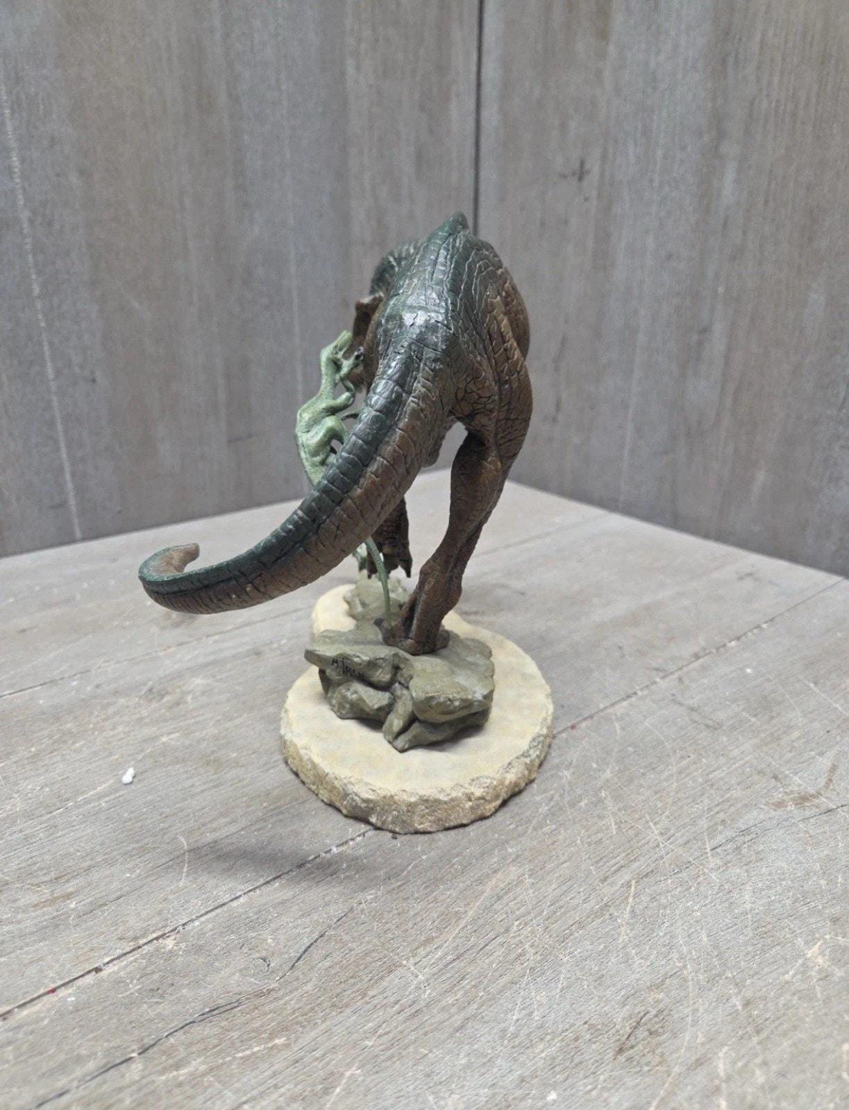 Franklin Mint T-rex "fight for Survival" Sculpture Signed by Michael ...