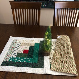 Christmas log cabin table runner | Etsy