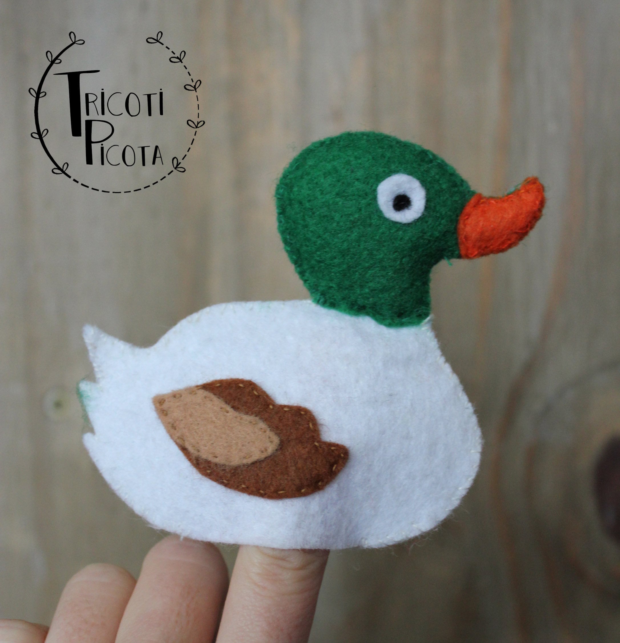 BERNARD the Duck - Finger Puppet - Etsy