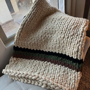 Cabin Fever Chunky Knit Blanket - Etsy
