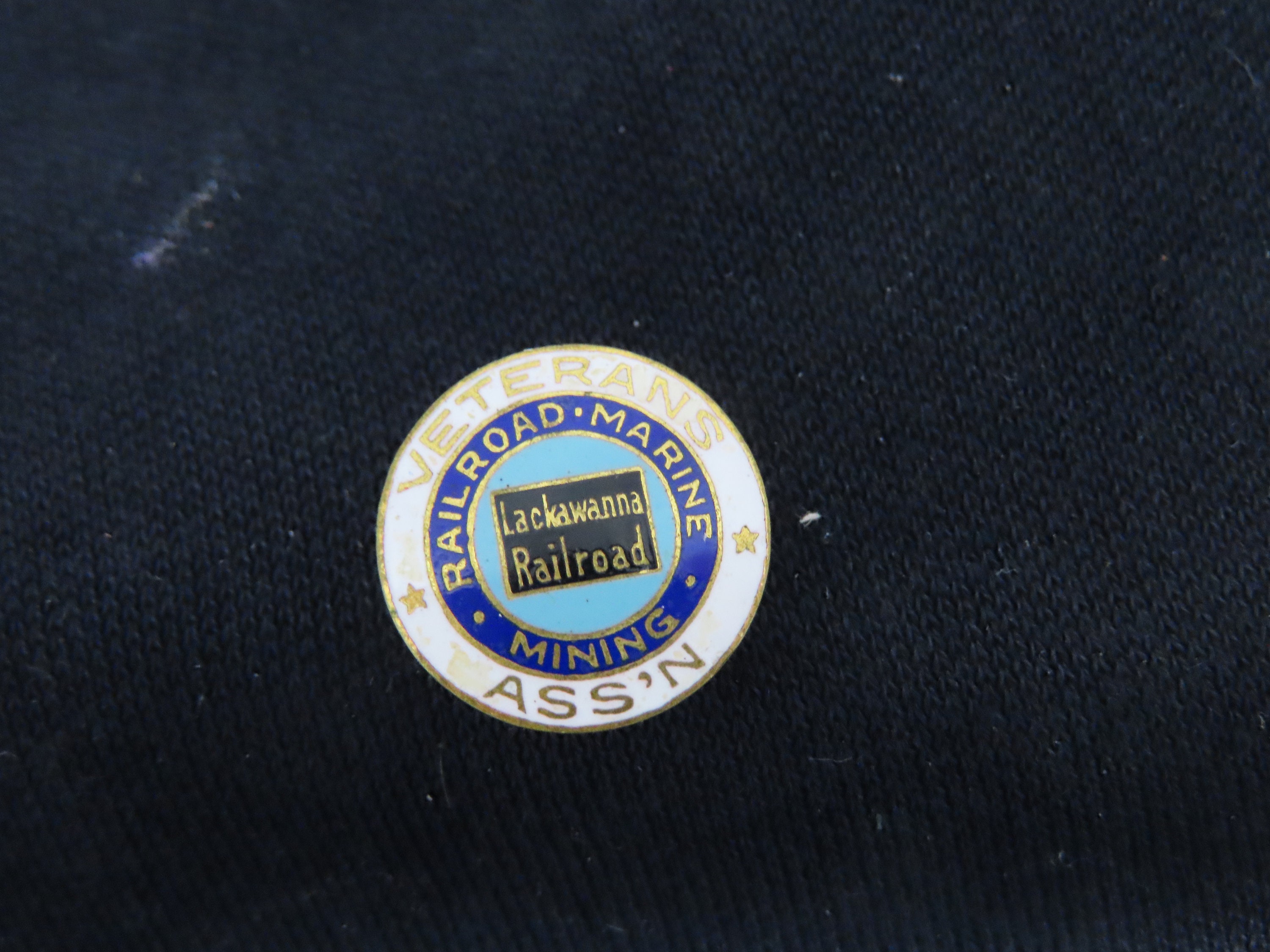 Art & Collectibles Memorabilia Four Antique Railroad Pins 1930s ...