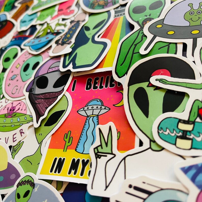 25/50 Vinyl Funny Alien Stickers Die Cut Decal Set - Etsy