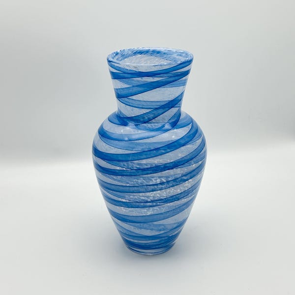 Swirl Vase - Etsy
