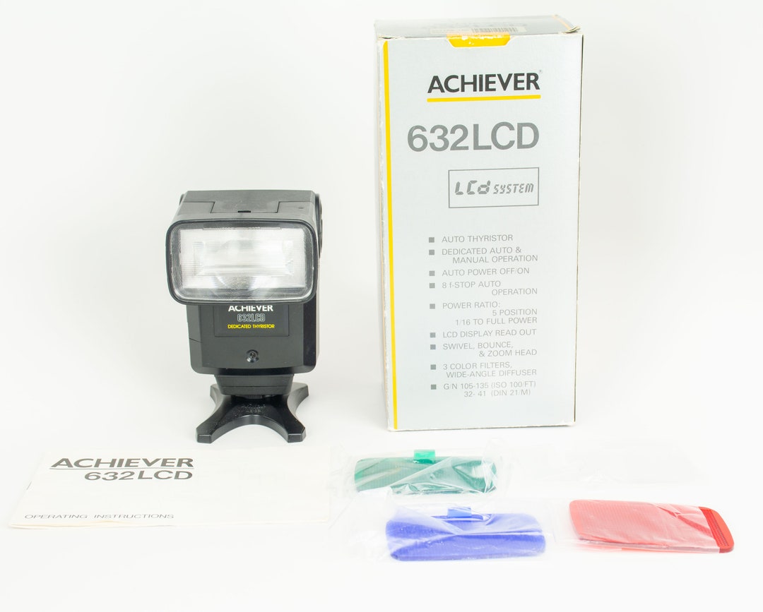 Achiever 632LCD Auto Thyristor Flash for Olympus OM (film) System ...