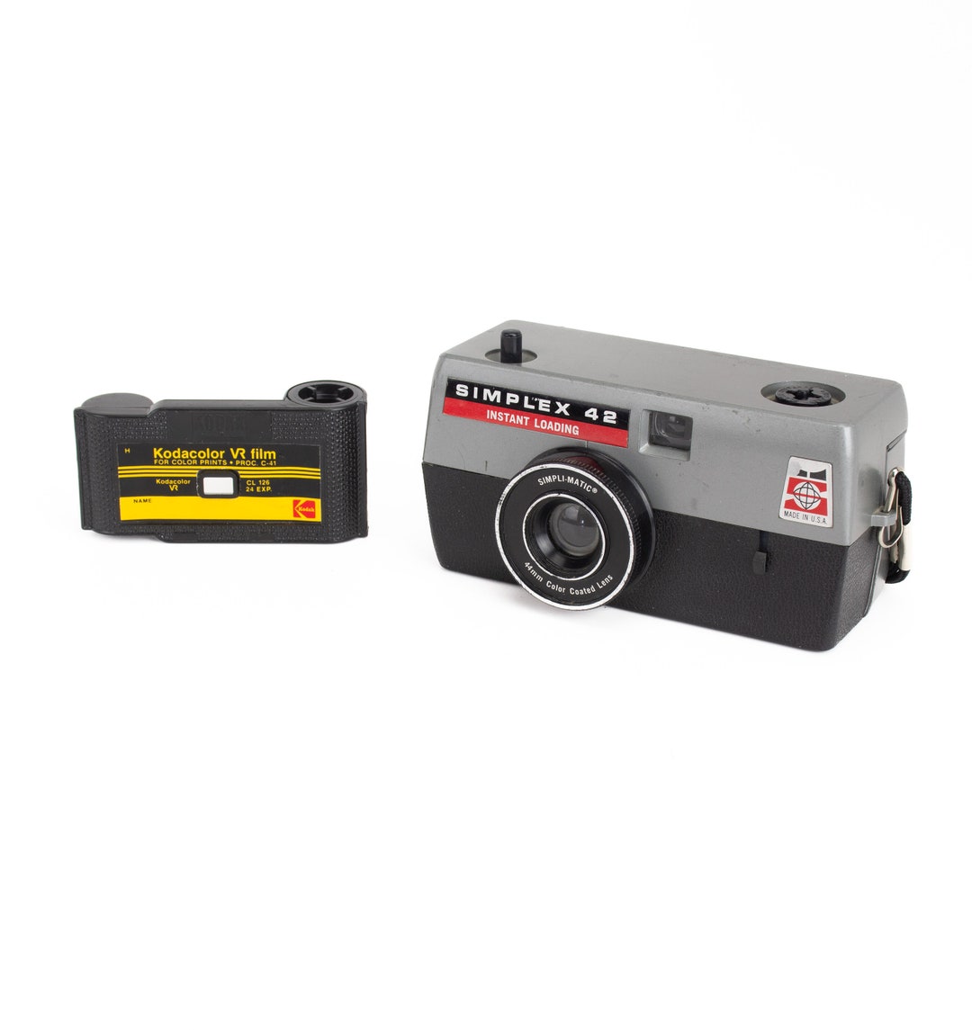 Instamatic Camera - Simplex 42 Instant Loading 126 Camera With Empty ...