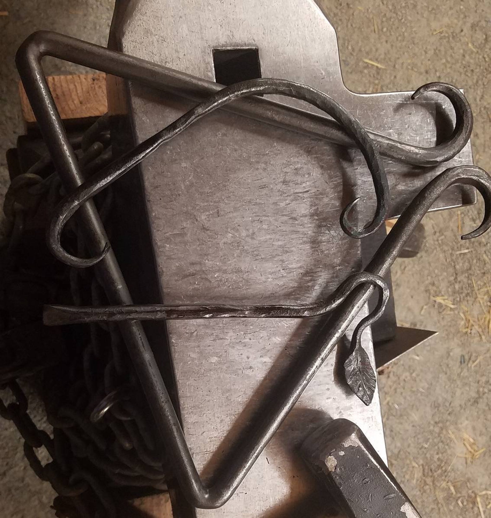 Hand-forged Dinner Triangle with Leaf Striker wall hook | Etsy