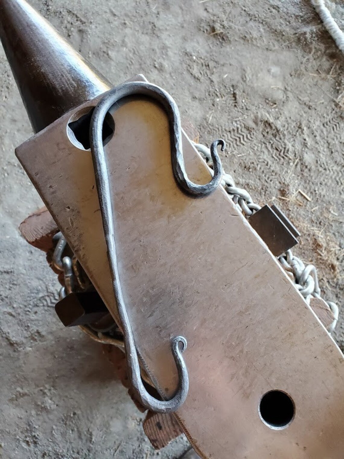 Hand-forged Dinner Triangle with Leaf Striker wall hook | Etsy