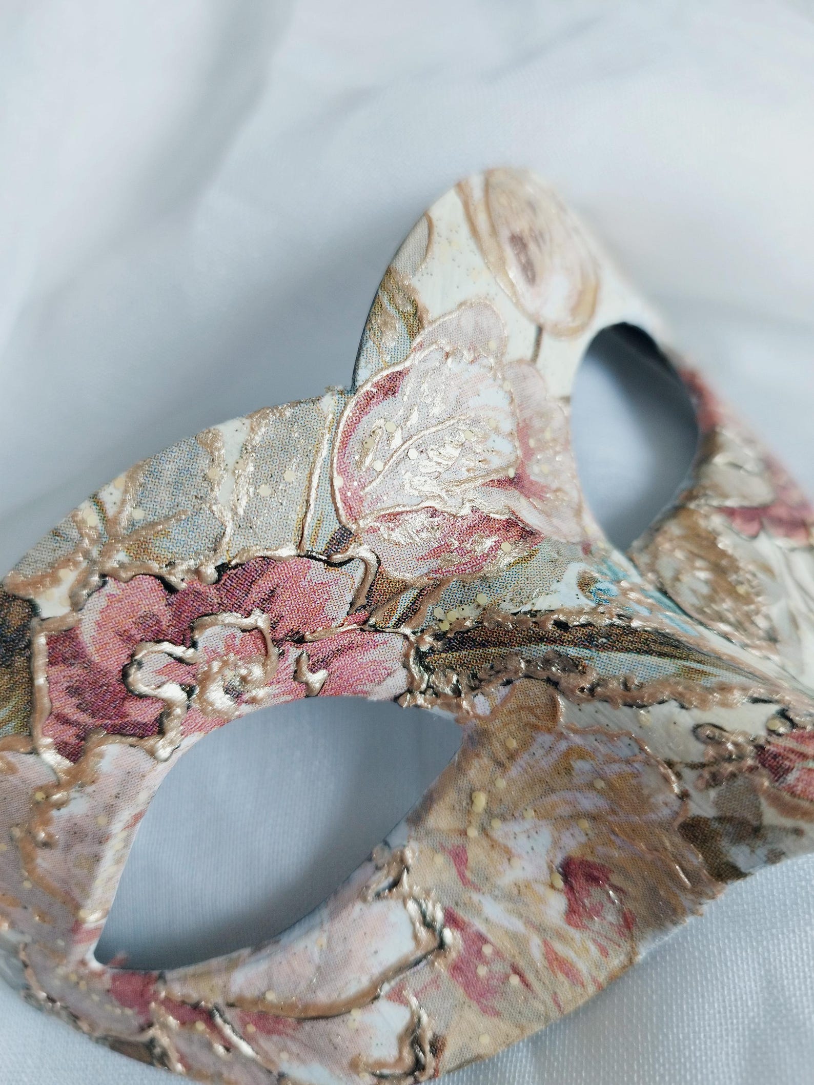 Blush Gold Venetian Mask Romantic Wedding Mask Victorian Carnival Mask ...
