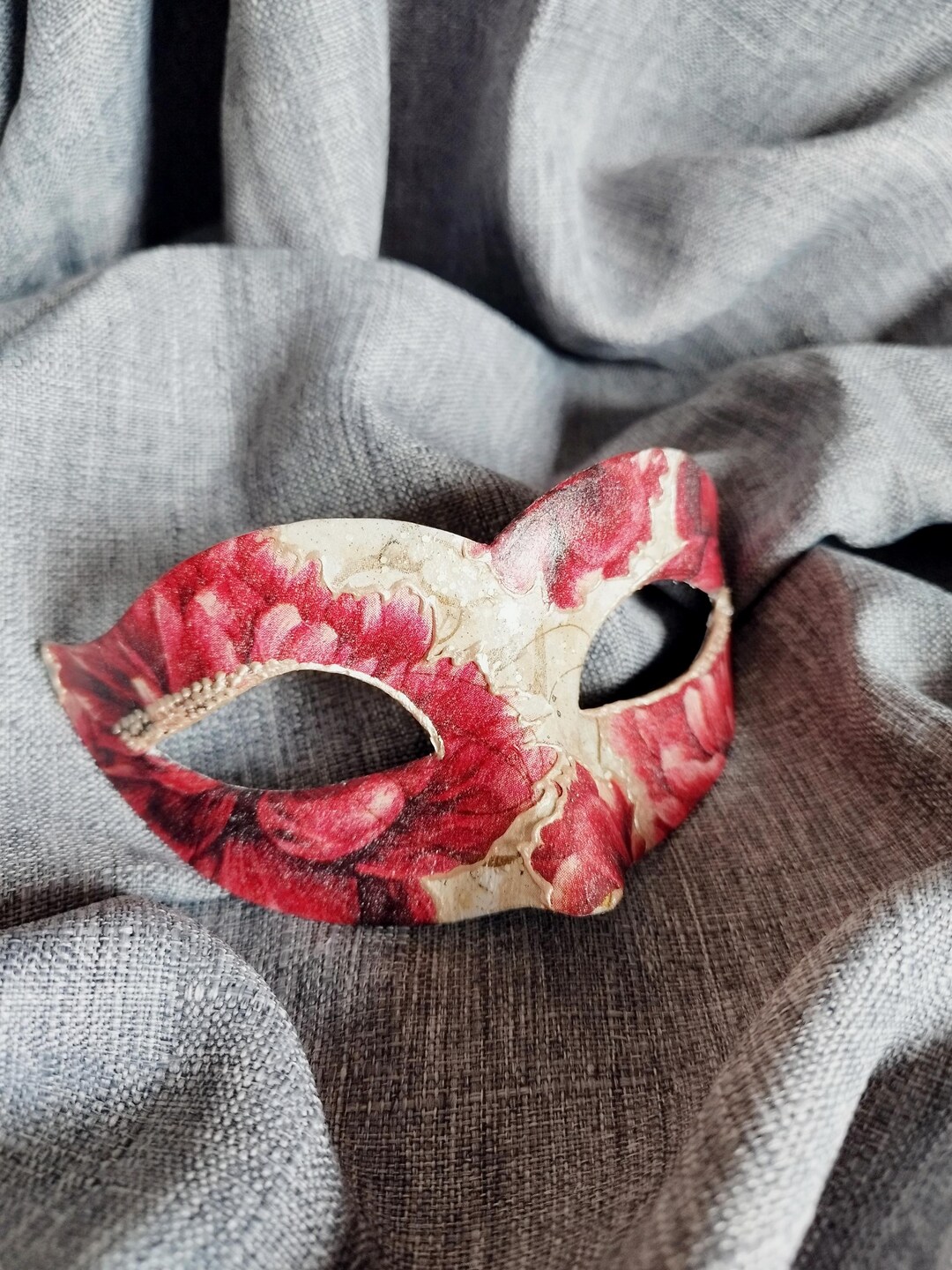 Red Gold Venetian Mask Victorian Ball Mask Carnival Masquerade Carmen ...