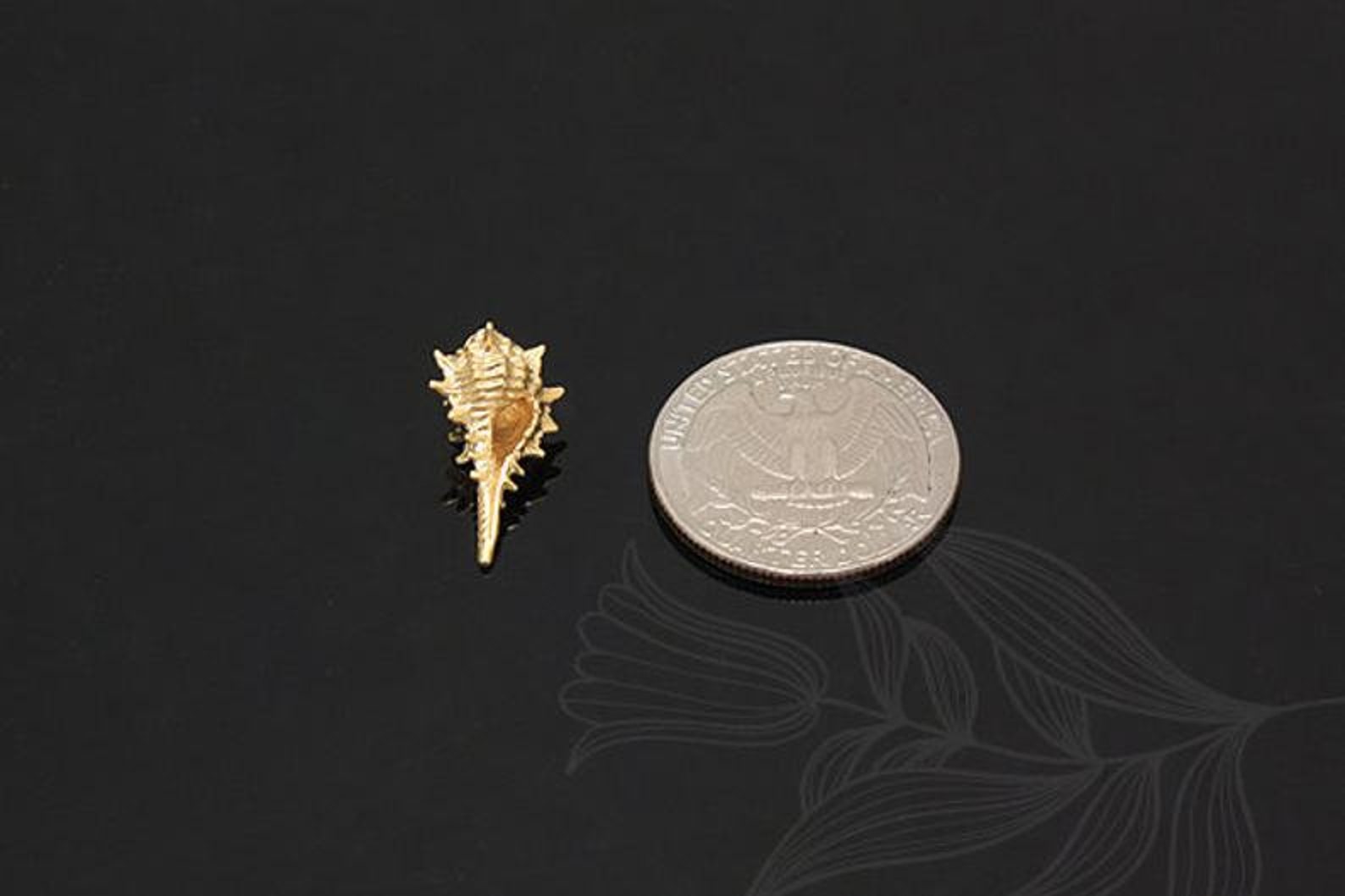 M1093-2pcs-matt Gold Plated conch Pendant-brass Conch | Etsy