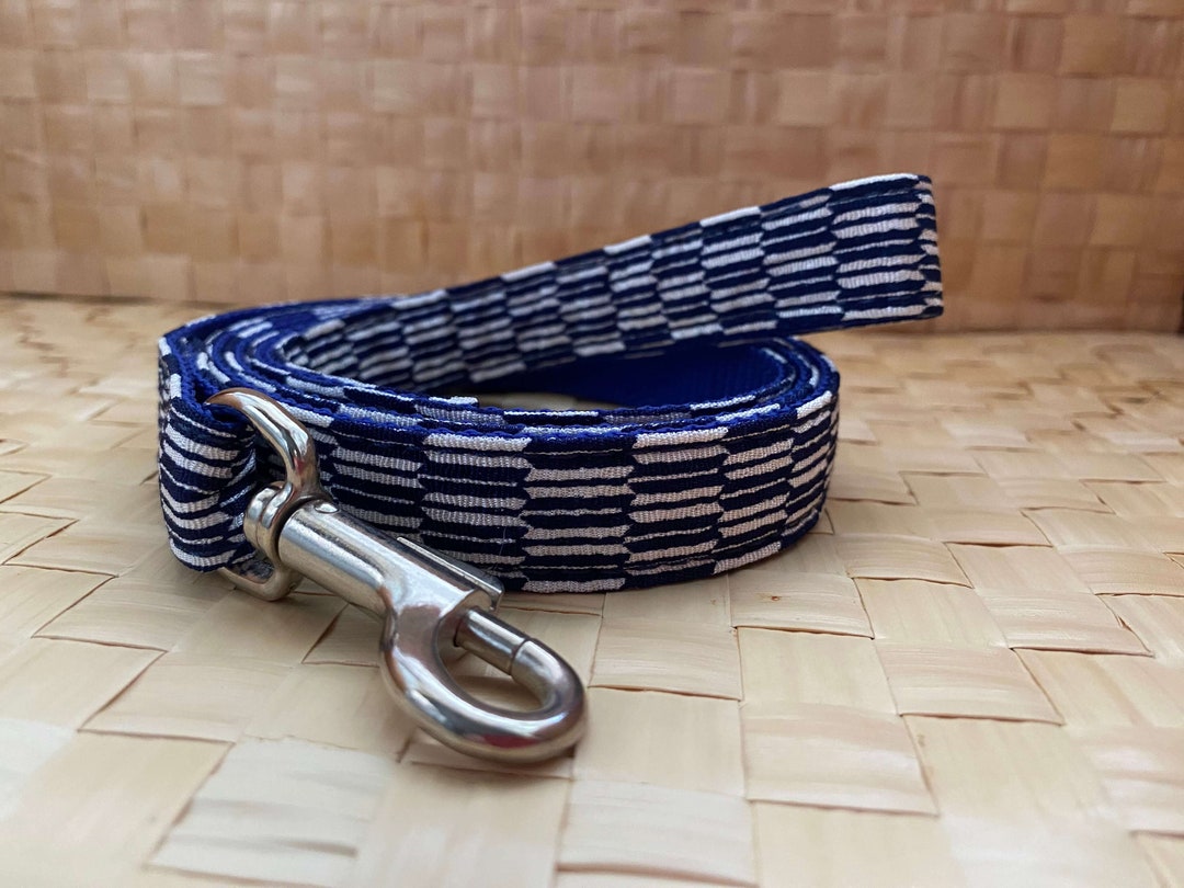Traditional Japanese【yagasuri 】 Pattern Dog Leash / Color: Navy-blue ...