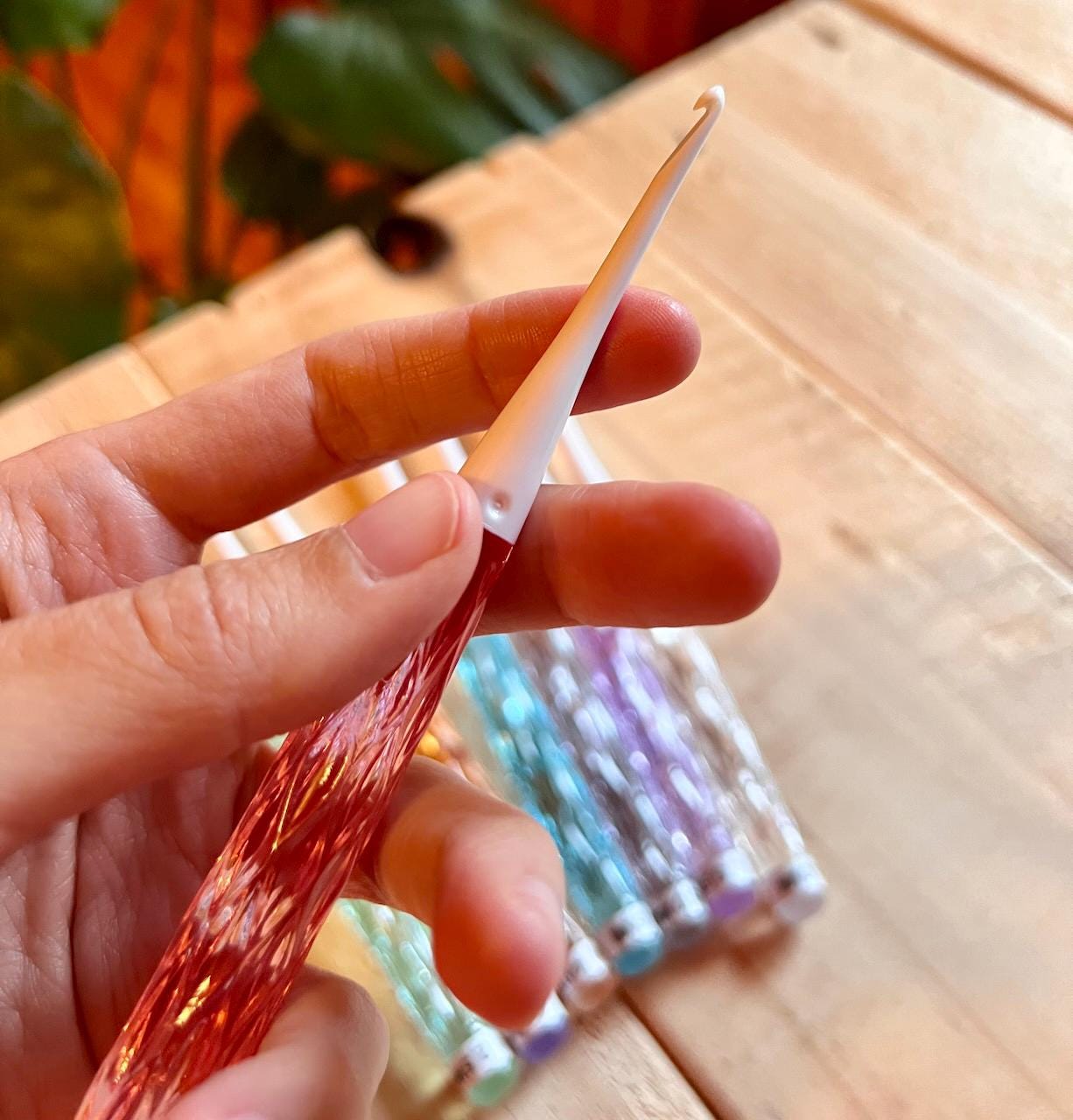 8-piece Crystal Crochet Hook Set, Sizes 2.5mm to 6mm - Etsy