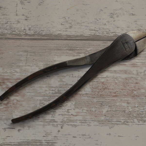 Elliott Lucas - Etsy