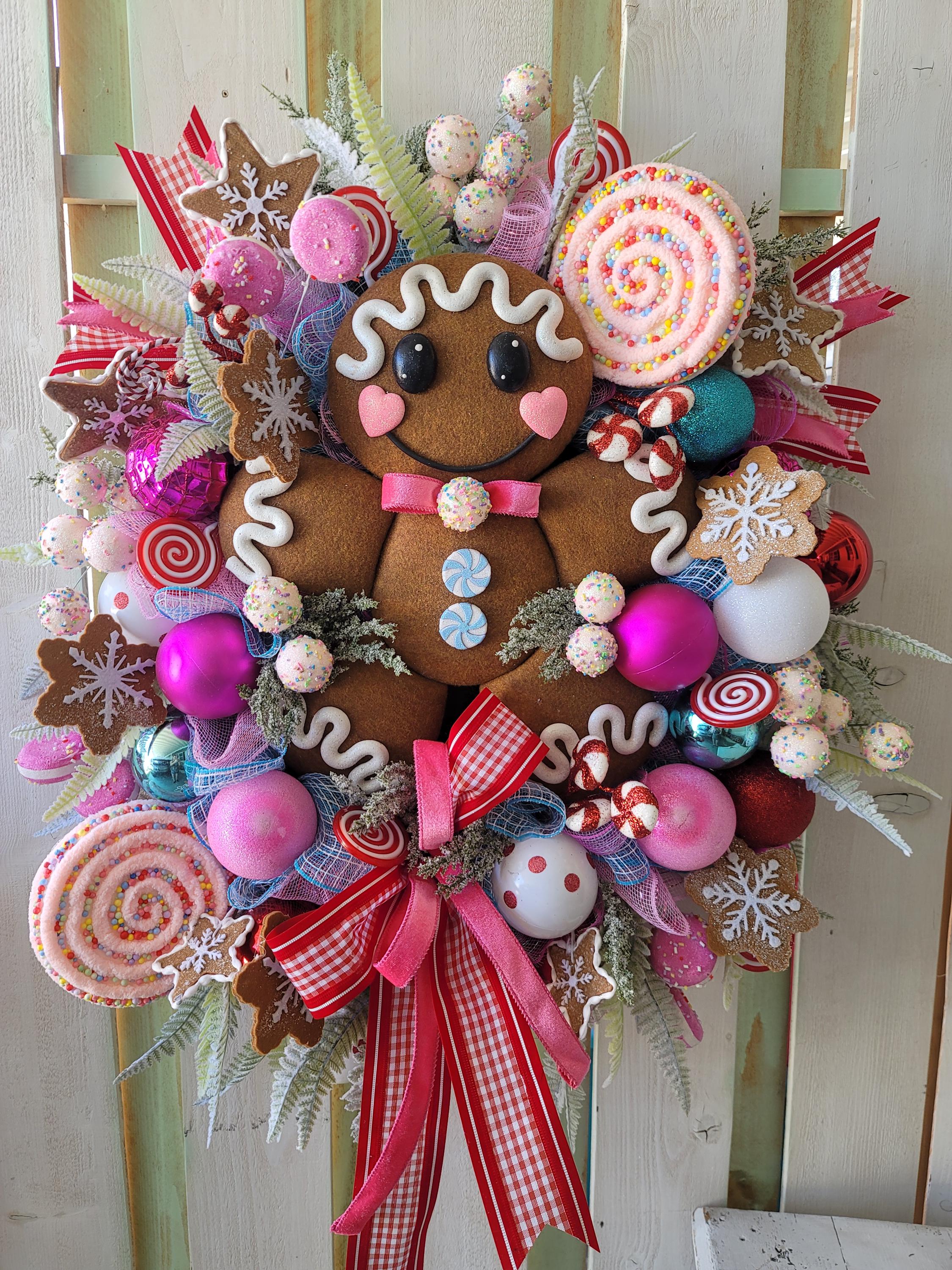 Gingerbread Man Christmas Wreath: Whimsical Candyland Front Door Decor ...