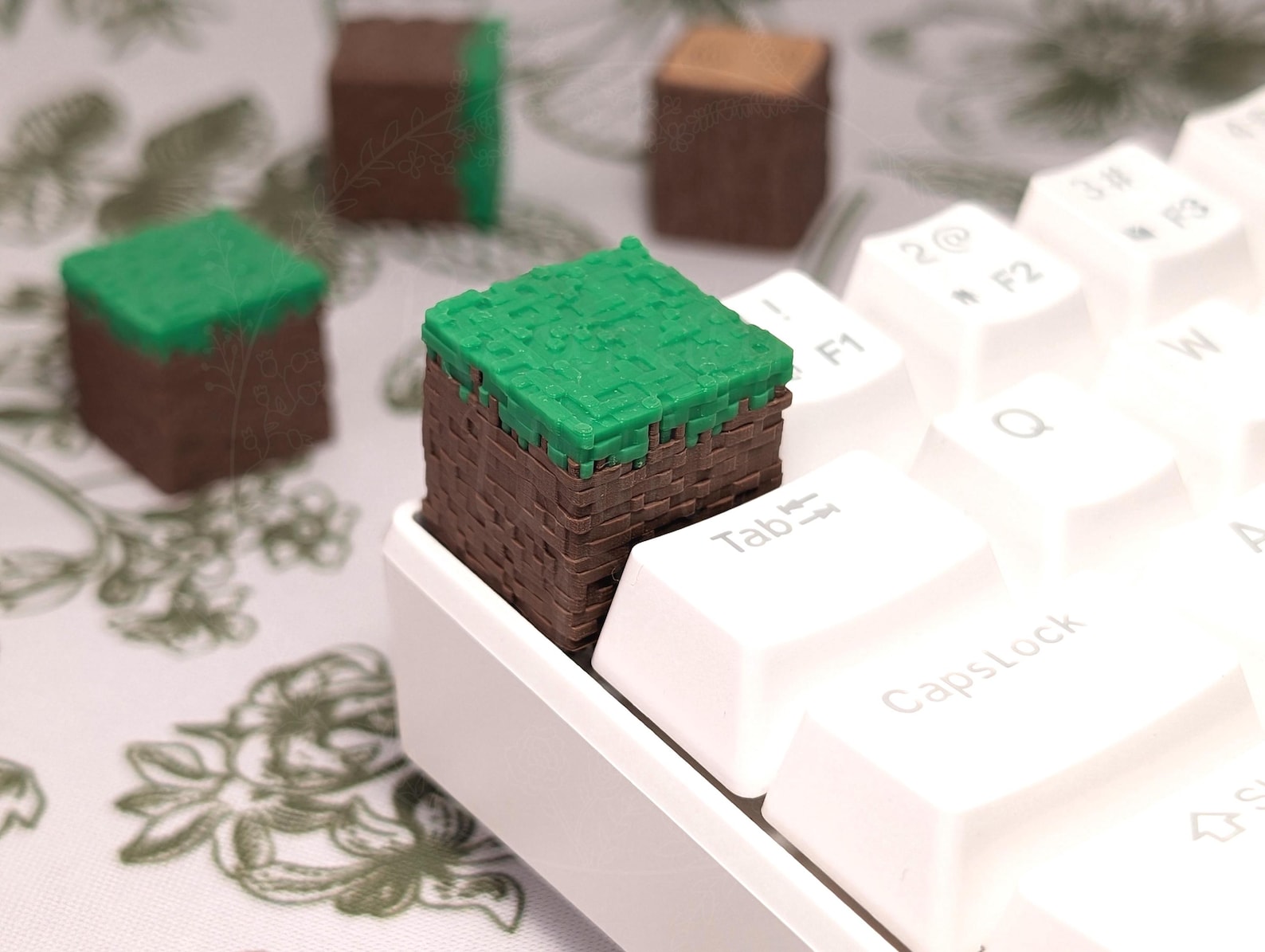 Pixel Grass Block Keycap: Voxel Artisan Keyboard Accent - Etsy