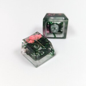 Moss/flower Artisan Keycap, Real Moss and Floral Resin Keycap, White ...