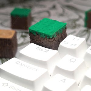 Pixel Grass Block Keycap: Voxel Artisan Keyboard Accent - Etsy