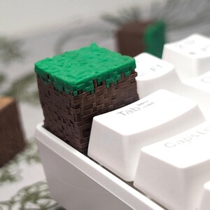Pixel Grass Block Keycap: Voxel Artisan Keyboard Accent - Etsy