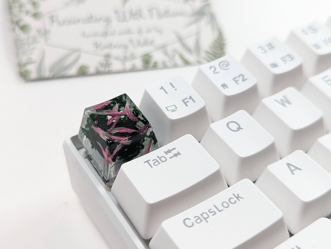 Moss/flower Artisan Keycap, Real Moss and Floral Resin Keycap, Pink ...