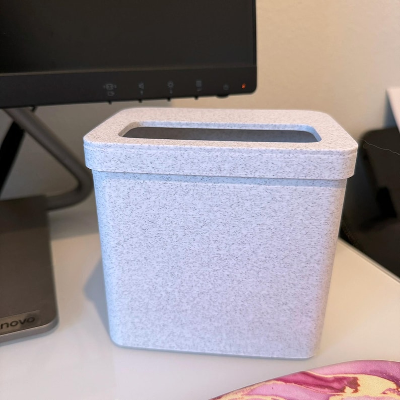 Desk Trash Can - Mini Office Desk or Countertop Trash Bin for Small ...