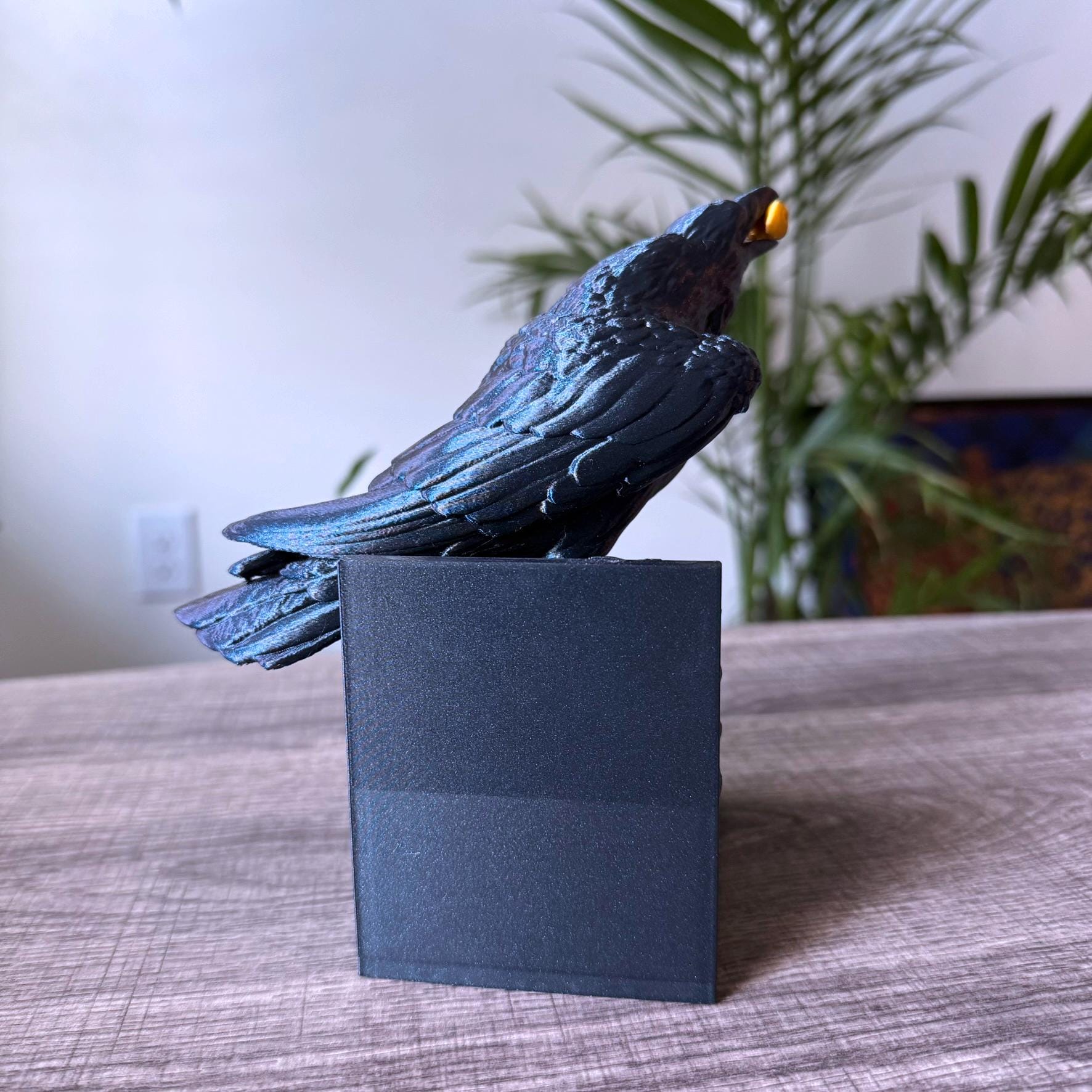 Raven Bookend - Unique Black Dark Academia Crow Bookend - Novelty ...