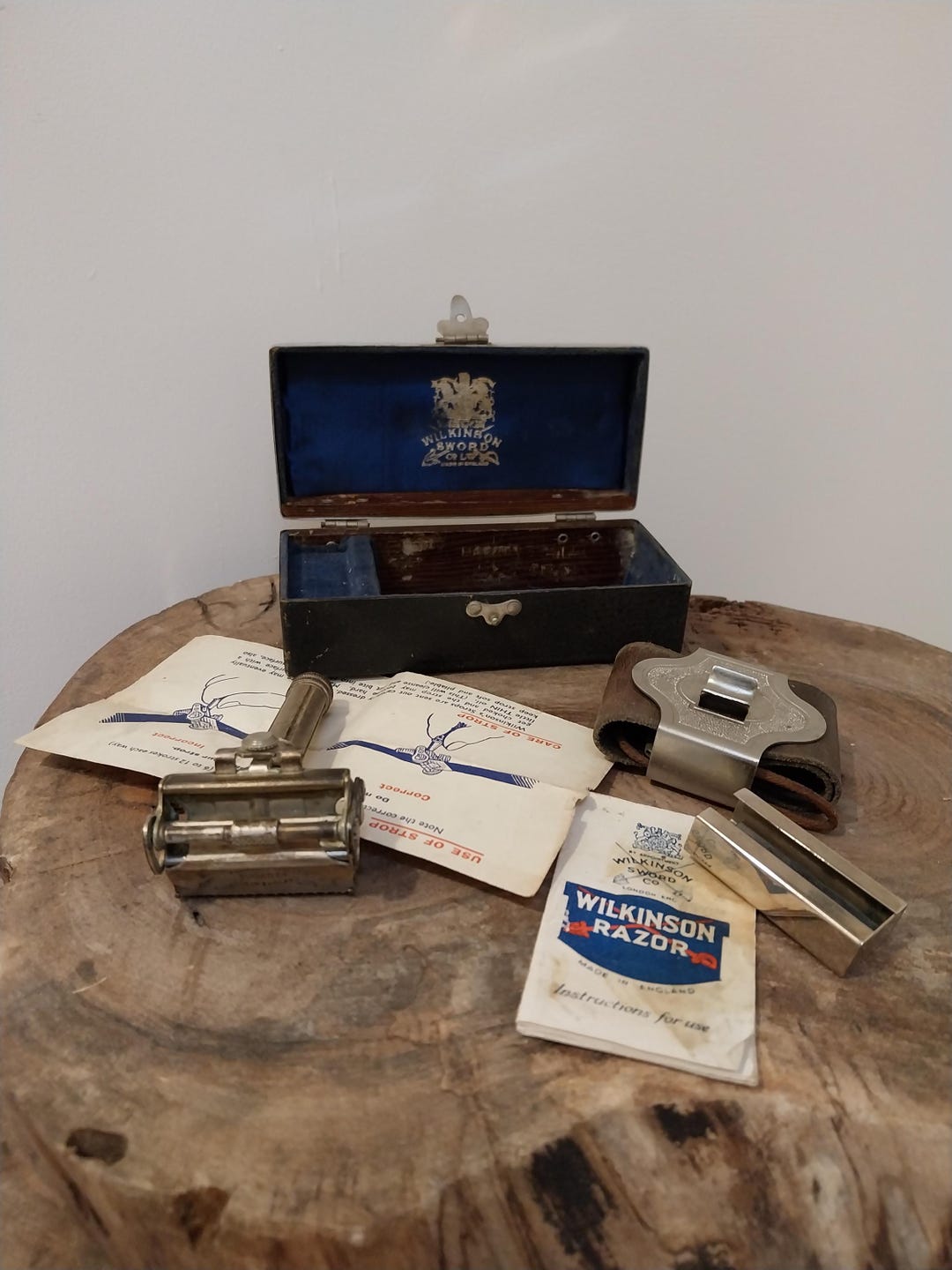 Vintage Wilkinson Sword Razor in the Original Box - Etsy